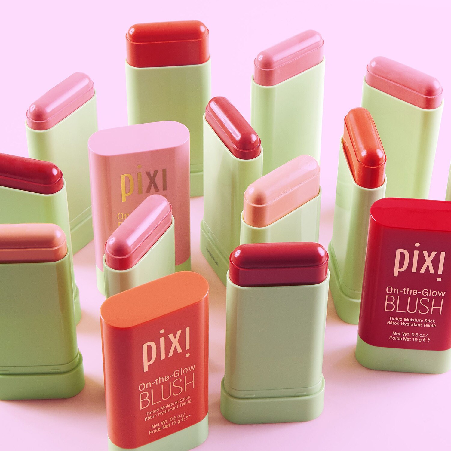 On-the-Glow Blush - Στικ ενυδάτωσης και λάμψης Pixi ≡ SEPHORA