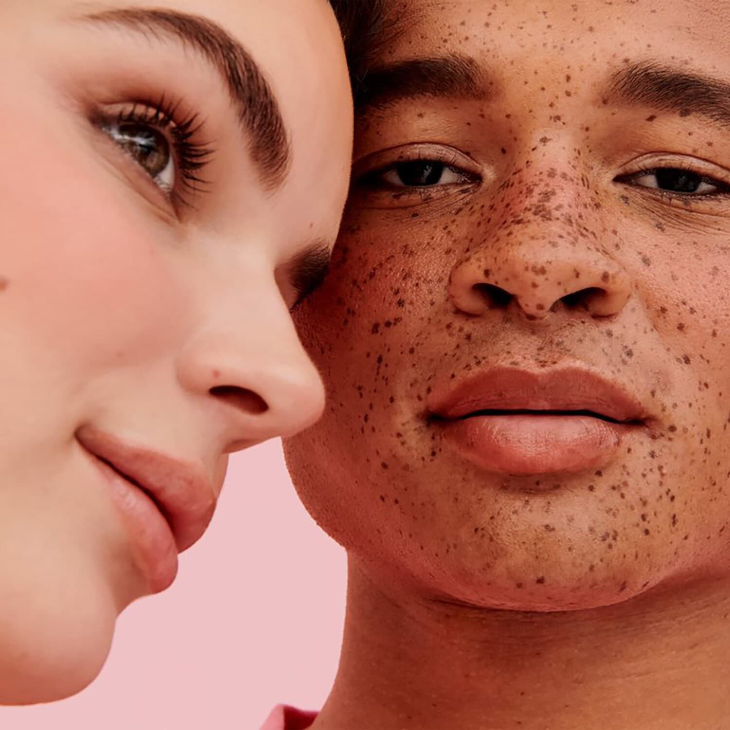 Hoola Matte Bronzer - Ματ μπρόνζερ για το πρόσωπο Benefit Cosmetics ≡ ...