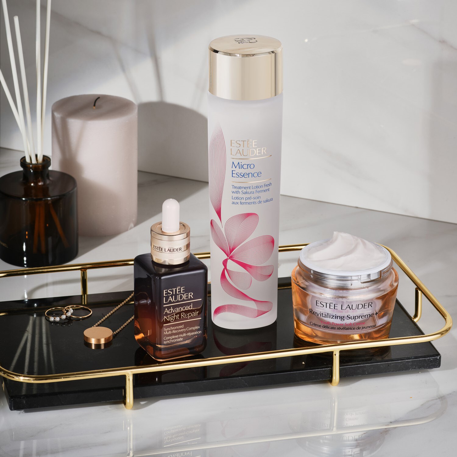 Micro Essence Treatment Lotion Fresh with Sakura-Ferment Estée Lauder ≡ ...