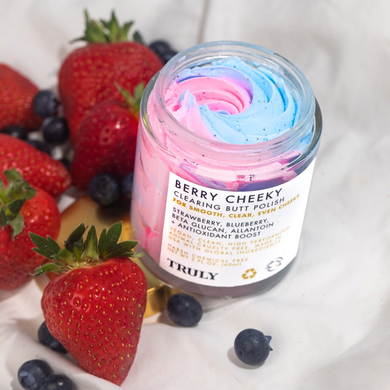 Berry Cheeky Butt Polish Truly ≡ SEPHORA